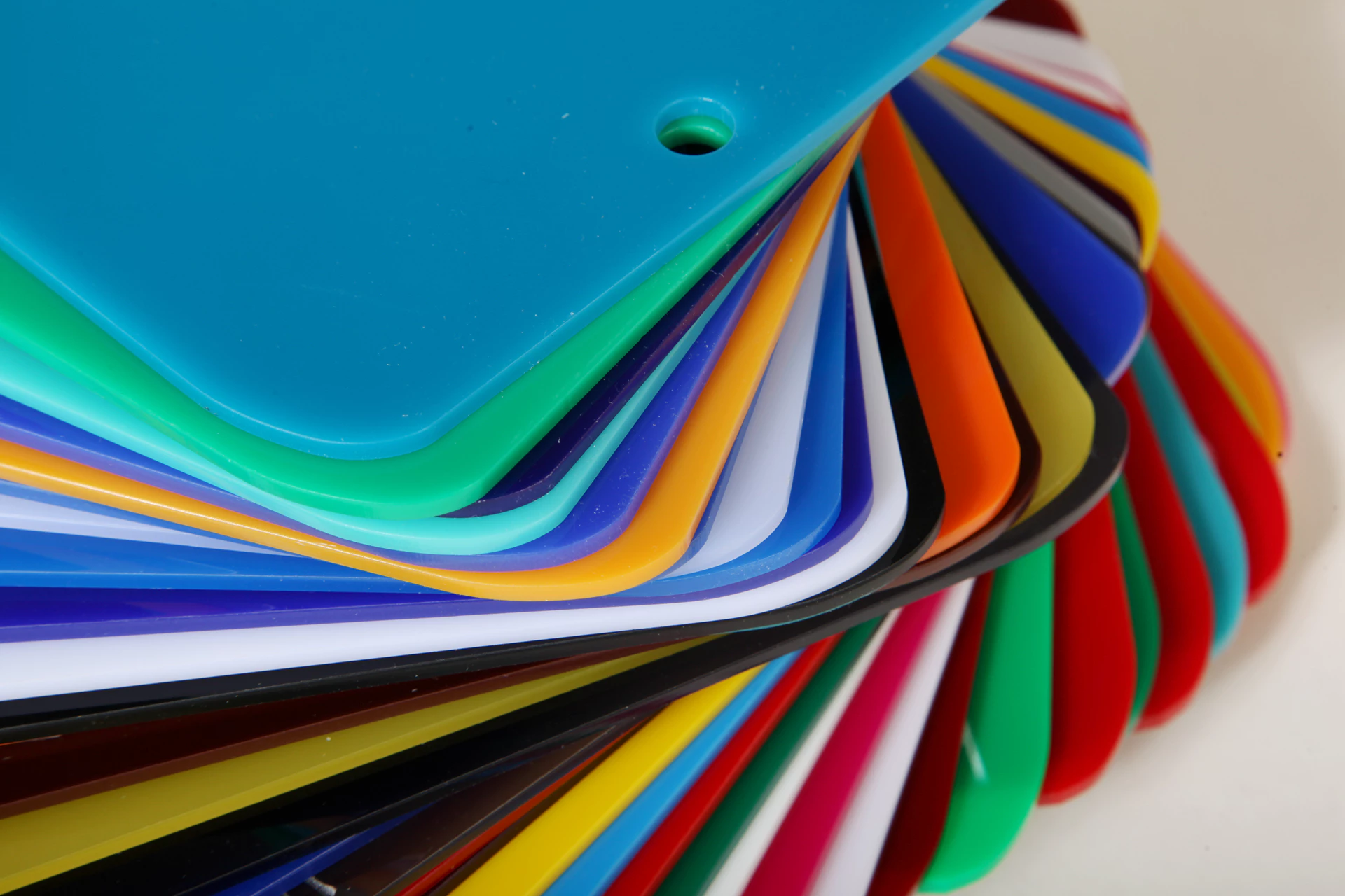 Acrylic Sheet Manufacturer & Custom Plexiglass | Grandview